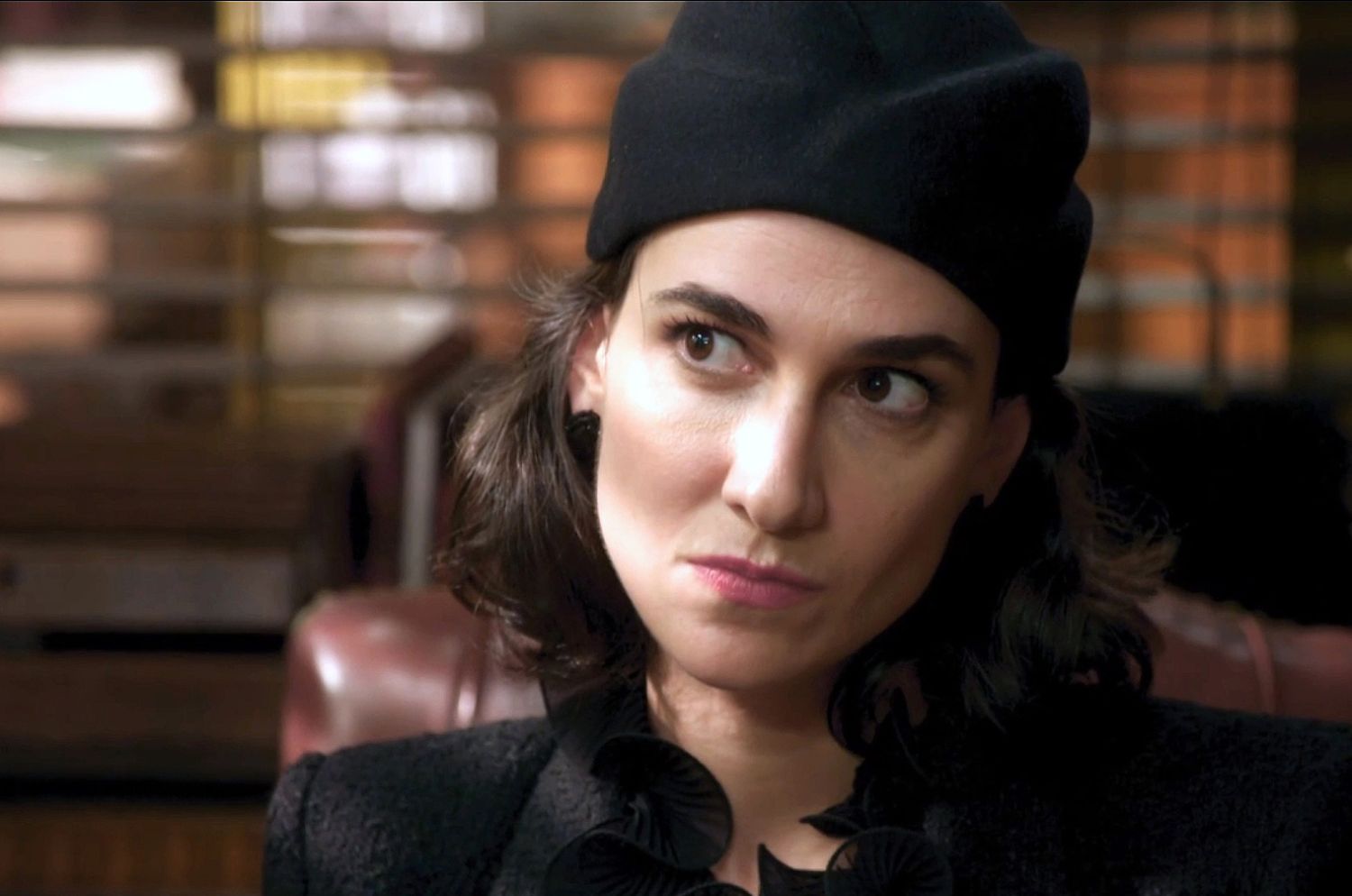 ‘La Moderna’: Matilde es la heroína de Madrid mientras Íñigo descubre ...